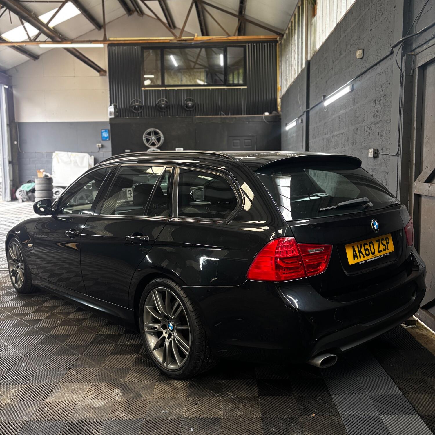 Used BMW 3 SERIES 2010 Black for sale - £5795 in Launceston, Cornwall ...
